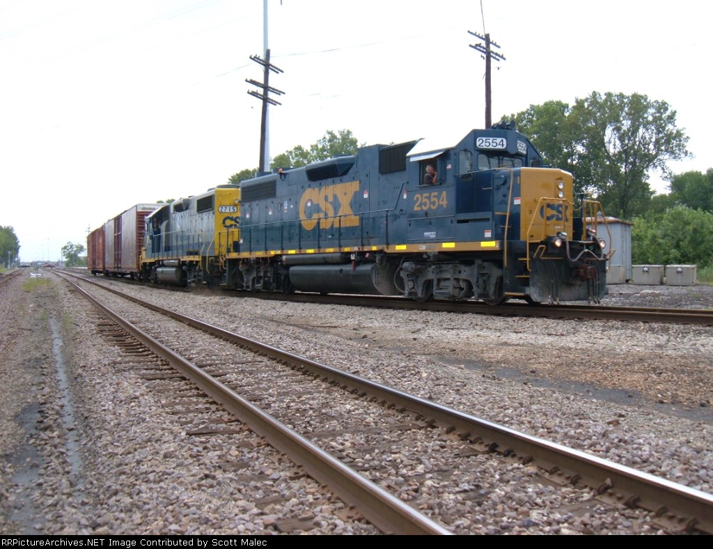 CSX 2554 & 2715